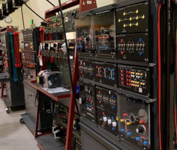 Electrical Engineering Training | New England - AET Labs