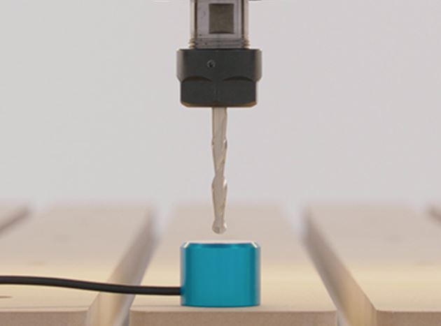 Axiom Iconic Series CNC Router | New England - AET Labs